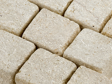 Pavés en calcaire 10x10x8 - Royal Beige| jonastone