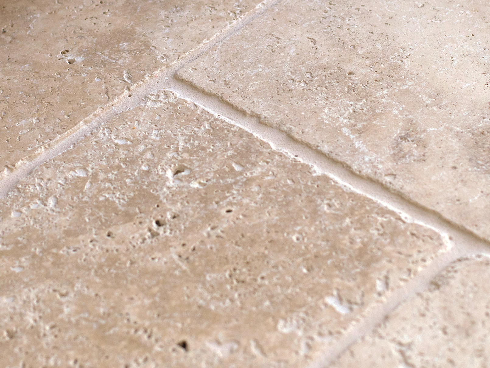 Carrelage Medium, en travertin vieilli | stonenaturelle